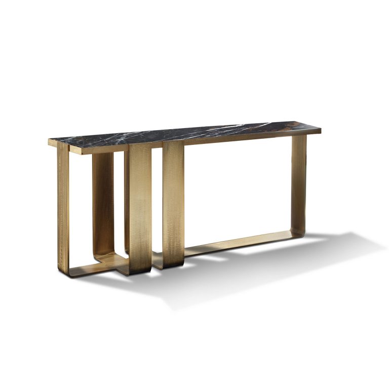 CHARISMA Console - Casa Bella